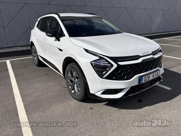 Balts Kia Sportage 2024 Tallina, ar dzinēja tilpumu 1.60 L un nobraukumu 23 tūkst. km par 28500 €, foto 1 vietnē AUTOMOTO.COM.LV