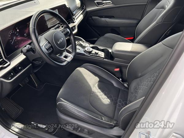 Balts Kia Sportage 2024 Tallina, ar dzinēja tilpumu 1.60 L un nobraukumu 23 tūkst. km par 28500 €, foto 8 vietnē AUTOMOTO.COM.LV