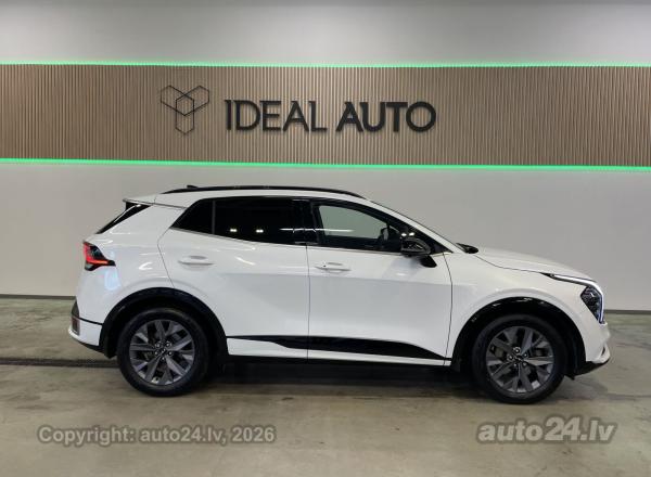 Balts Kia Sportage 2024 Tallina, ar dzinēja tilpumu 1.60 L un nobraukumu 32 tūkst. km par 32990 €, foto 3 vietnē AUTOMOTO.COM.LV