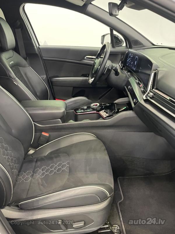 Balts Kia Sportage 2024 Tallina, ar dzinēja tilpumu 1.60 L un nobraukumu 32 tūkst. km par 32990 €, foto 9 vietnē AUTOMOTO.COM.LV