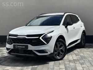 White Kia Sportage 2024 in Riga, with an engine capacity of 1.60 L and mileage of 16 thousand km for 28950 €, photo  on AUTOMOTO.COM.LV