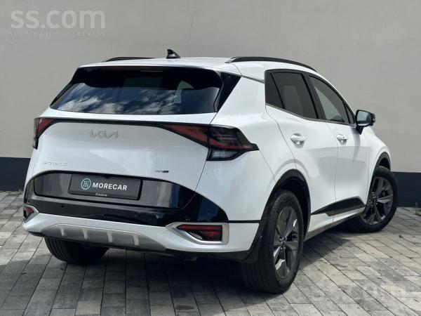 Белый Киа Sportage 2024 в Рига, объемом двигателя 1.60 л и пробегом 16 тыс. км за 28950 €, фото 4 на AUTOMOTO.COM.LV