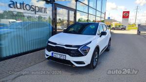 White Kia Sportage 2024 in Tallinn, with an engine capacity of 1.60 L and mileage of 33 thousand km for 33990 €, photo  on AUTOMOTO.COM.LV