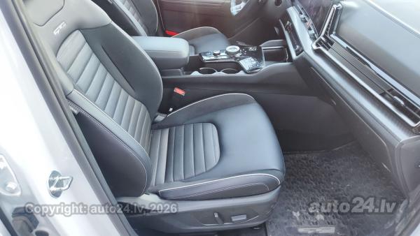 Balts Kia Sportage 2024 Tallina, ar dzinēja tilpumu 1.60 L un nobraukumu 33 tūkst. km par 33990 €, foto 8 vietnē AUTOMOTO.COM.LV