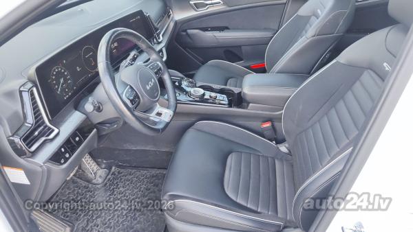 Balts Kia Sportage 2024 Tallina, ar dzinēja tilpumu 1.60 L un nobraukumu 33 tūkst. km par 33990 €, foto 9 vietnē AUTOMOTO.COM.LV