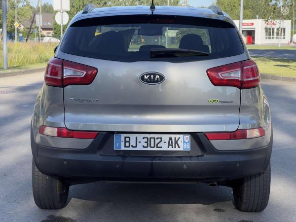 Dzeltens Kia Sportage 2011 Tauragė, ar dzinēja tilpumu 1.69 L un nobraukumu 250 tūkst. km par 4900 €, foto 6 vietnē AUTOMOTO.COM.LV