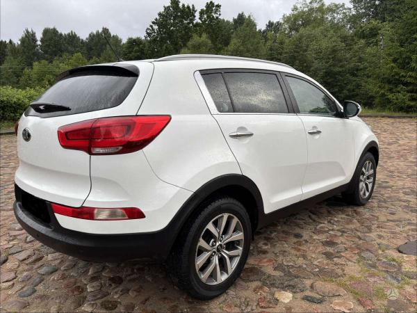 Yellow Kia Sportage 2014 in Telschi, with an engine capacity of 1.59 L and mileage of 202 thousand km for 7250 €, photo 3 on AUTOMOTO.COM.LV
