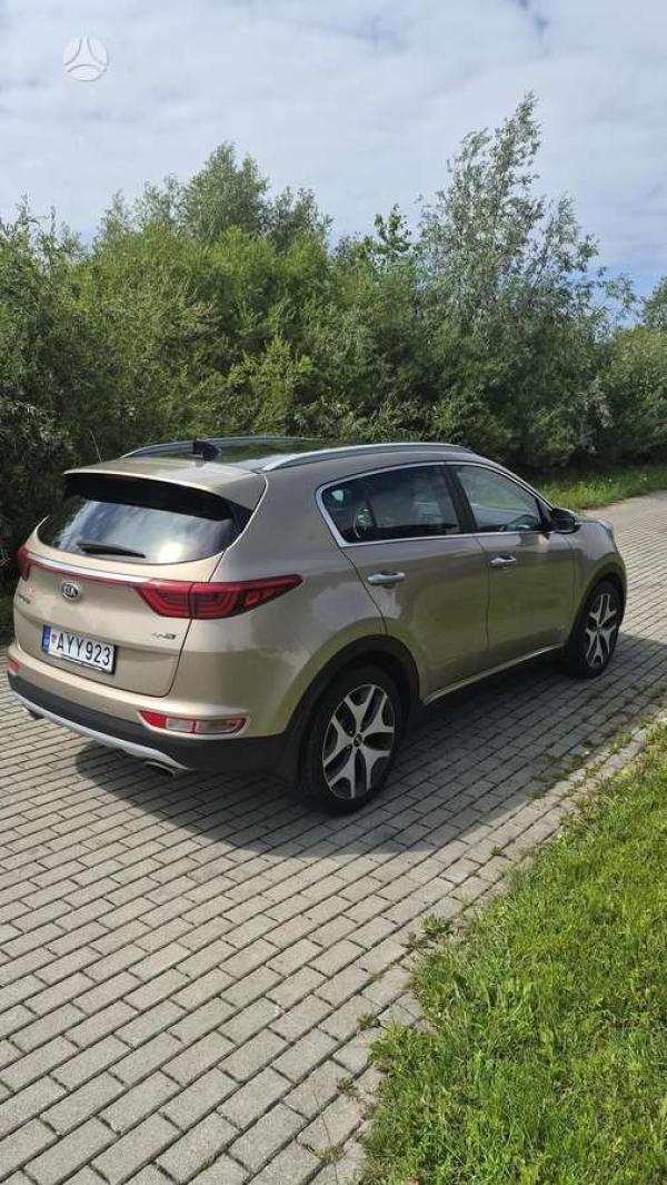 Yellow Kia Sportage 2017 in Klaipeda, with an engine capacity of 1.60 L and mileage of 83 thousand km for 17500 €, photo 4 on AUTOMOTO.COM.LV