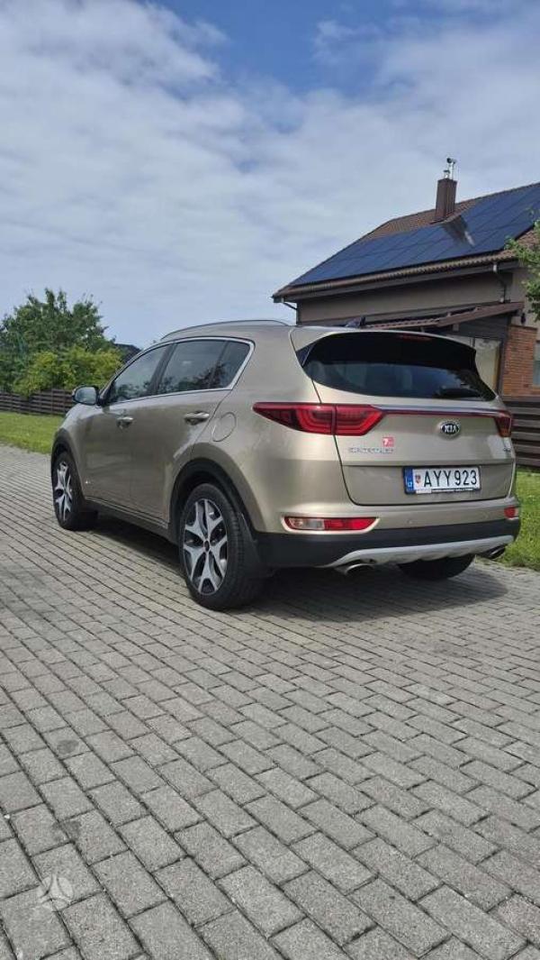 Yellow Kia Sportage 2017 in Klaipeda, with an engine capacity of 1.60 L and mileage of 83 thousand km for 17500 €, photo 7 on AUTOMOTO.COM.LV