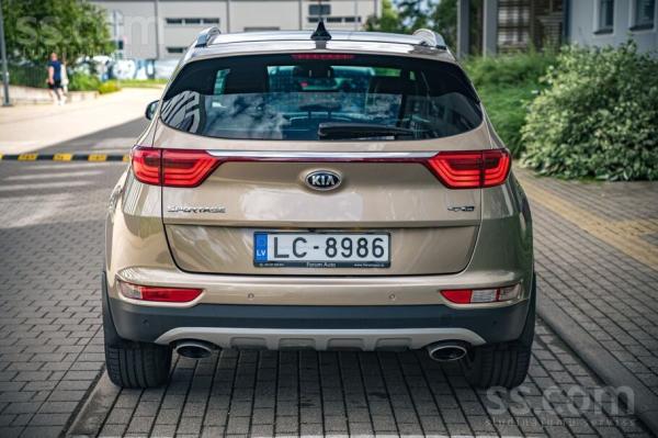 Dzeltens Kia Sportage 2018 Rīga, ar dzinēja tilpumu 1.60 L un nobraukumu 159 tūkst. km par 12990 €, foto 5 vietnē AUTOMOTO.COM.LV