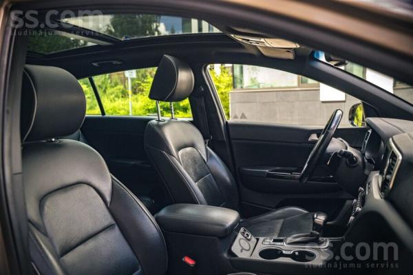 Dzeltens Kia Sportage 2018 Rīga, ar dzinēja tilpumu 1.60 L un nobraukumu 159 tūkst. km par 12990 €, foto 8 vietnē AUTOMOTO.COM.LV
