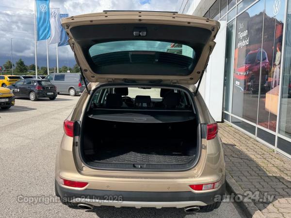 Желтый Киа Sportage 2017 в Вильянди, объемом двигателя 1.60 л и пробегом 159 тыс. км за 10900 €, фото 6 на AUTOMOTO.COM.LV