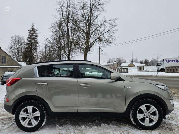 Желтый Киа Sportage 2013 в Шяуляй, объемом двигателя 1.70 л и пробегом 274 тыс. км за 6450 €, фото 8 на AUTOMOTO.COM.LV