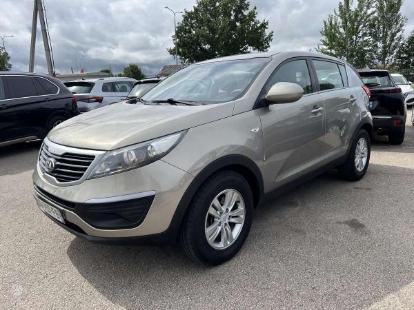 Желтый Киа Sportage 2014 в Таураге, объемом двигателя 1.69 л и пробегом 215 тыс. км за 6350 €, фото 2 на AUTOMOTO.COM.LV