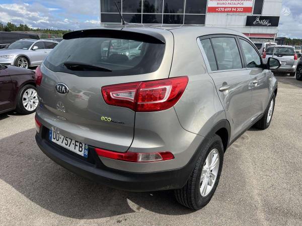 Желтый Киа Sportage 2014 в Таураге, объемом двигателя 1.69 л и пробегом 215 тыс. км за 6350 €, фото 3 на AUTOMOTO.COM.LV