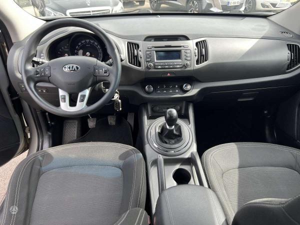 Желтый Киа Sportage 2014 в Таураге, объемом двигателя 1.69 л и пробегом 215 тыс. км за 6350 €, фото 6 на AUTOMOTO.COM.LV