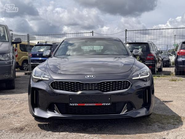 Black Kia Stinger 2018 in Kaunas, with an engine capacity of 2.20 L and mileage of 201 thousand km for 15850 €, photo 7 on AUTOMOTO.COM.LV