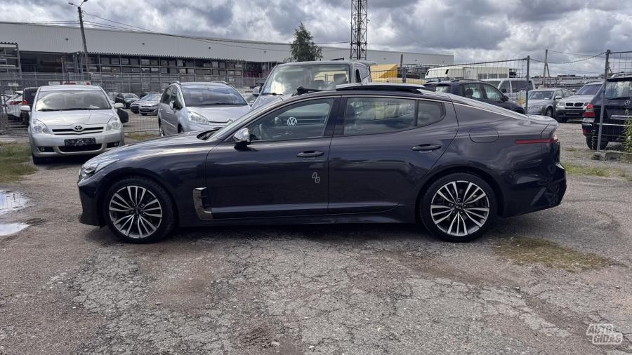 Melns Kia Stinger 2018 Kauņa, ar dzinēja tilpumu 2.20 L un nobraukumu 201 tūkst. km par 15850 €, foto 9 vietnē AUTOMOTO.COM.LV