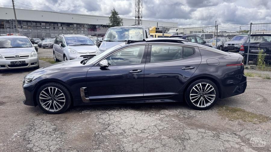 Melns Kia Stinger 2018 Kauņa, ar dzinēja tilpumu 2.20 L un nobraukumu 201 tūkst. km par 15850 €, foto 10 vietnē AUTOMOTO.COM.LV