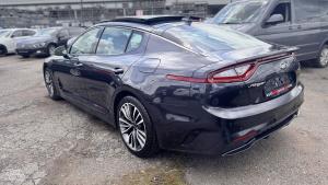 Melns Kia Stinger 2018 Kauņa, ar dzinēja tilpumu 2.20 L un nobraukumu 201 tūkst. km par 15850 €, foto 11 vietnē AUTOMOTO.COM.LV