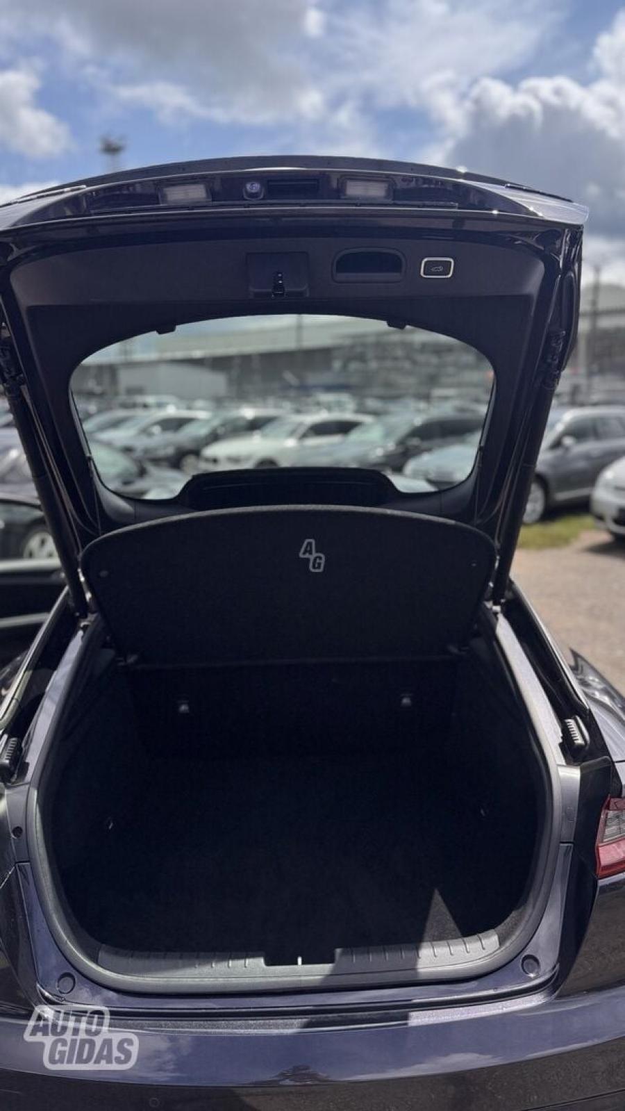 Melns Kia Stinger 2018 Kauņa, ar dzinēja tilpumu 2.20 L un nobraukumu 201 tūkst. km par 15850 €, foto 30 vietnē AUTOMOTO.COM.LV
