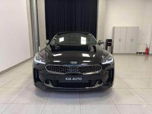 Black Kia Stinger 2019 in Vilnius, with an engine capacity of 2.20 L and mileage of 230 thousand km for 18500 €, photo 3 on AUTOMOTO.COM.LV