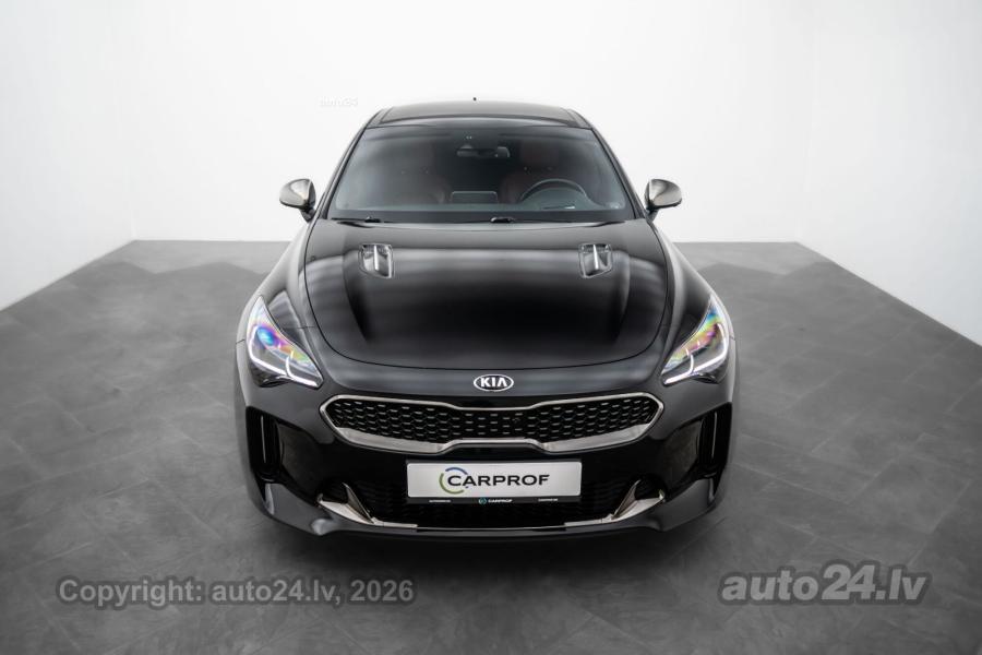 Melns Kia Stinger 2021 Tallina, ar dzinēja tilpumu 3.30 L un nobraukumu 73 tūkst. km par 27999 €, foto 3 vietnē AUTOMOTO.COM.LV
