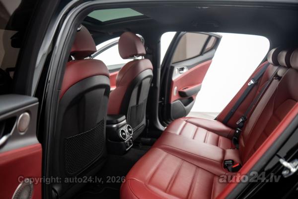 Черный Киа Stinger 2021 в Таллин, объемом двигателя 3.30 л и пробегом 73 тыс. км за 27999 €, фото 10 на AUTOMOTO.COM.LV