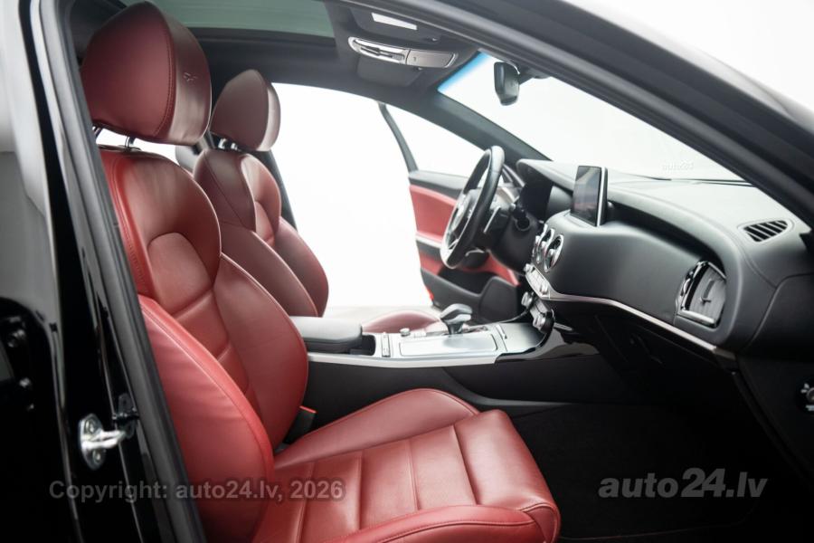 Melns Kia Stinger 2021 Tallina, ar dzinēja tilpumu 3.30 L un nobraukumu 73 tūkst. km par 27999 €, foto 12 vietnē AUTOMOTO.COM.LV