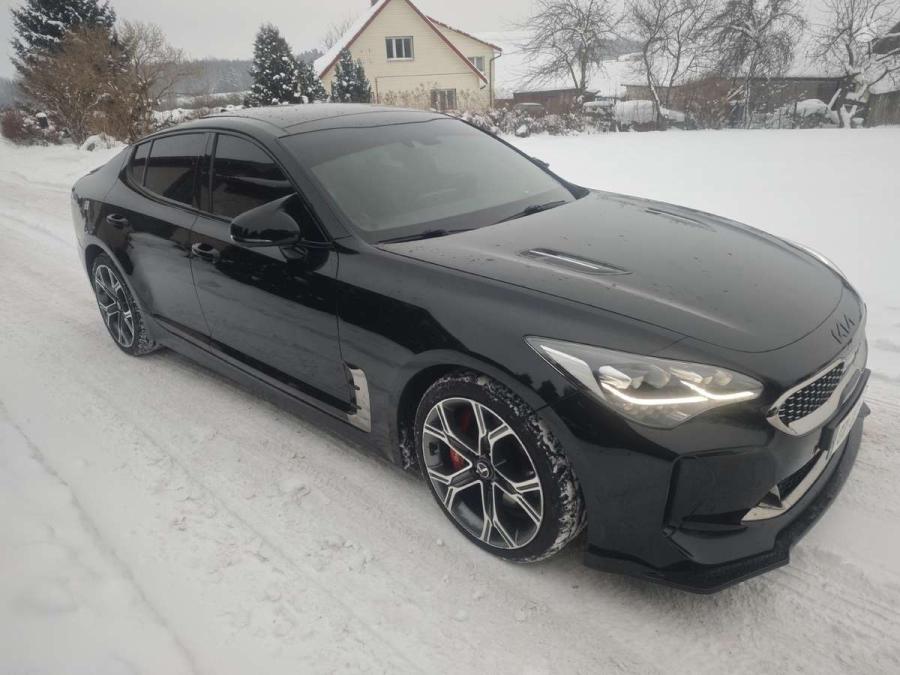 Melns Kia Stinger 2017 Telšiai, ar dzinēja tilpumu 3.30 L un nobraukumu 113 tūkst. km par 15700 €, foto 7 vietnē AUTOMOTO.COM.LV