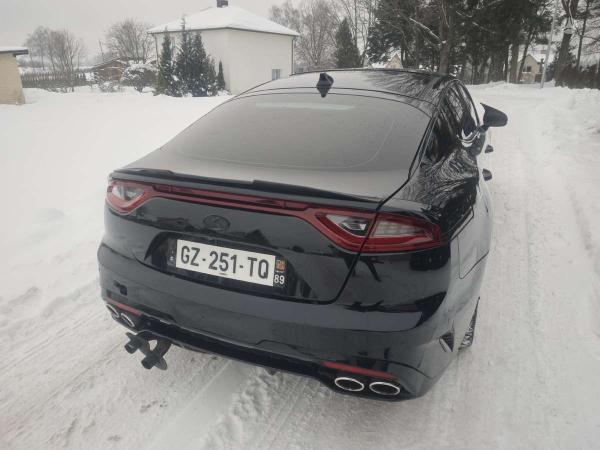 Melns Kia Stinger 2017 Telšiai, ar dzinēja tilpumu 3.30 L un nobraukumu 113 tūkst. km par 15700 €, foto 8 vietnē AUTOMOTO.COM.LV