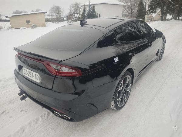 Melns Kia Stinger 2017 Telšiai, ar dzinēja tilpumu 3.30 L un nobraukumu 113 tūkst. km par 13500 €, foto 7 vietnē AUTOMOTO.COM.LV