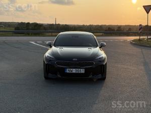 Melns Kia Stinger 2017 Rīga, ar dzinēja tilpumu 2.20 L un nobraukumu 215 tūkst. km par 16000 €, foto 3 vietnē AUTOMOTO.COM.LV