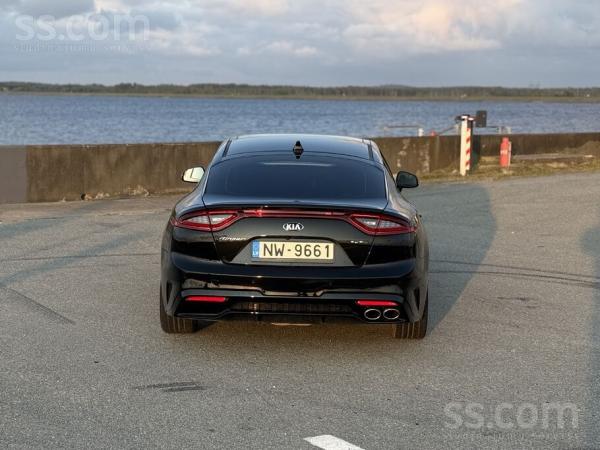 Черный Киа Stinger 2017 в Рига, объемом двигателя 2.20 л и пробегом 215 тыс. км за 16000 €, фото 6 на AUTOMOTO.COM.LV