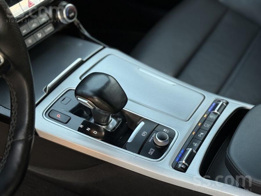Melns Kia Stinger 2017 Rīga, ar dzinēja tilpumu 2.20 L un nobraukumu 215 tūkst. km par 16000 €, foto 14 vietnē AUTOMOTO.COM.LV