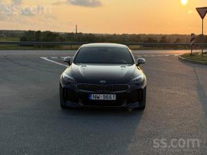 Black Kia Stinger 2017 in Riga, with an engine capacity of 2.20 L and mileage of 218 thousand km for 16000 €, photo  on AUTOMOTO.COM.LV