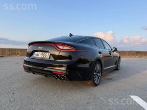 Melns Kia Stinger 2017 Rīga, ar dzinēja tilpumu 2.20 L un nobraukumu 218 tūkst. km par 16000 €, foto 7 vietnē AUTOMOTO.COM.LV