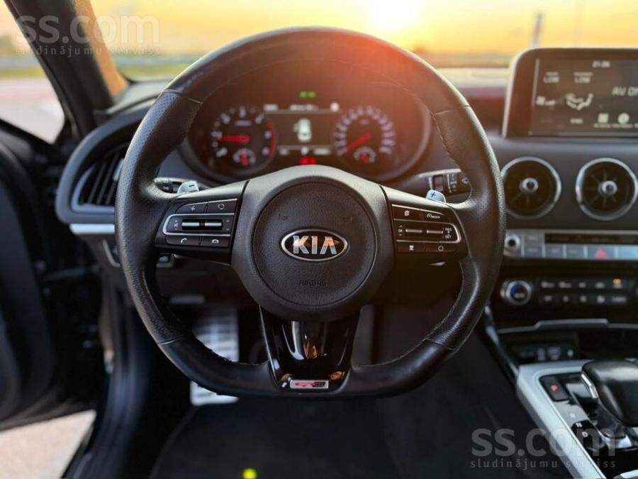 Melns Kia Stinger 2017 Rīga, ar dzinēja tilpumu 2.20 L un nobraukumu 218 tūkst. km par 16000 €, foto 9 vietnē AUTOMOTO.COM.LV