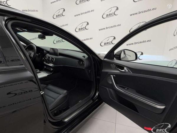 Kia Stinger 2020 Viļņa vietnē Melns Kia Stinger 2020 Viļņa, ar dzinēja tilpumu 3.34 L un nobraukumu 82 tūkst. km par 23500 €, foto 11 vietnē AUTOMOTO.COM.LV