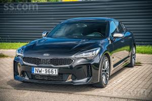 Melns Kia Stinger 2017 Rīga, ar dzinēja tilpumu 2.20 L un nobraukumu 224 tūkst. km par 11990 €, foto  vietnē AUTOMOTO.COM.LV