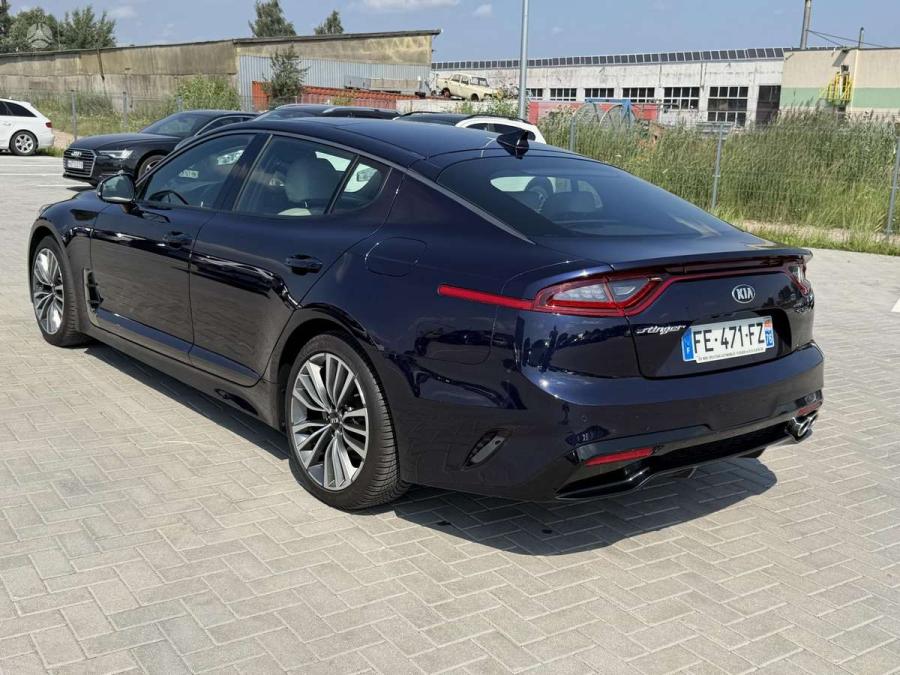 Синий Киа Stinger 2019 в Таураге, объемом двигателя 2.20 л и пробегом 113 тыс. км за 17300 €, фото 10 на AUTOMOTO.COM.LV