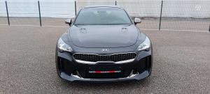 Brown Kia Stinger 2018 in Kaunas, with an engine capacity of 2.20 L and mileage of 201 thousand km for 14850 €, photo 3 on AUTOMOTO.COM.LV