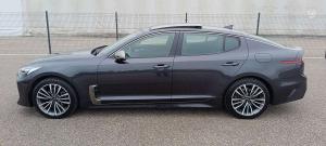 Brown Kia Stinger 2018 in Kaunas, with an engine capacity of 2.20 L and mileage of 201 thousand km for 14850 €, photo 6 on AUTOMOTO.COM.LV