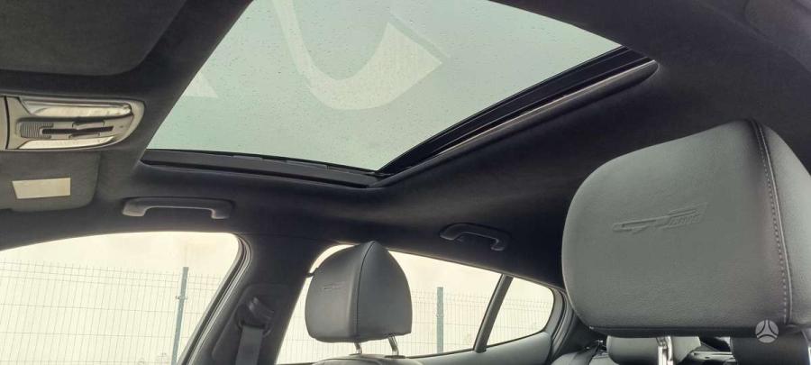 Brown Kia Stinger 2018 in Kaunas, with an engine capacity of 2.20 L and mileage of 201 thousand km for 14850 €, photo 14 on AUTOMOTO.COM.LV