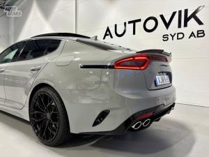 Grey Kia Stinger 2018 in Kaunas, with an engine capacity of 0.00 L and mileage of 85 thousand km for 35254 €, photo 5 on AUTOMOTO.COM.LV