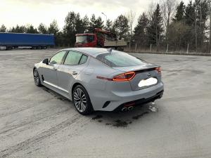 Grey Kia Stinger 2018 in Kelme, with an engine capacity of 2.00 L and mileage of 82 thousand km for 8000 €, photo  on AUTOMOTO.COM.LV