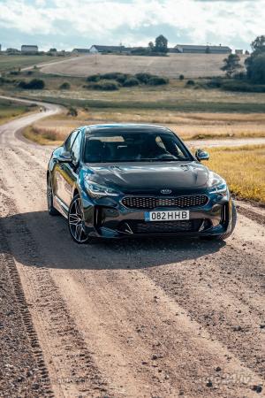 Pelēks Kia Stinger 2021 Tartu, ar dzinēja tilpumu 3.30 L un nobraukumu 96 tūkst. km par 34000 €, foto 8 vietnē AUTOMOTO.COM.LV