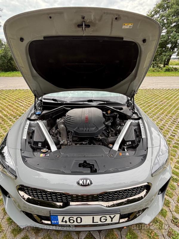 Kia Stinger 2021 in Tallinn on AUTOMOTO.COM.LV Grey Kia Stinger 2021 in Tallinn, with an engine capacity of 3.30 L and mileage of 88 thousand km for 32500 €, photo 10 on AUTOMOTO.COM.LV