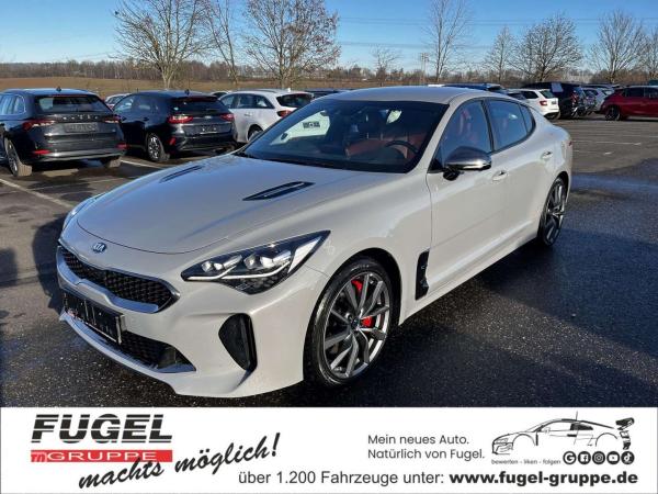 Pelēks Kia Stinger 2017 Kauņa, ar dzinēja tilpumu 3.30 L un nobraukumu 94 tūkst. km par 29502 €, foto 1 vietnē AUTOMOTO.COM.LV