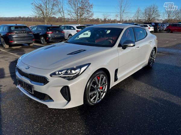 Pelēks Kia Stinger 2017 Kauņa, ar dzinēja tilpumu 3.30 L un nobraukumu 94 tūkst. km par 29502 €, foto 2 vietnē AUTOMOTO.COM.LV
